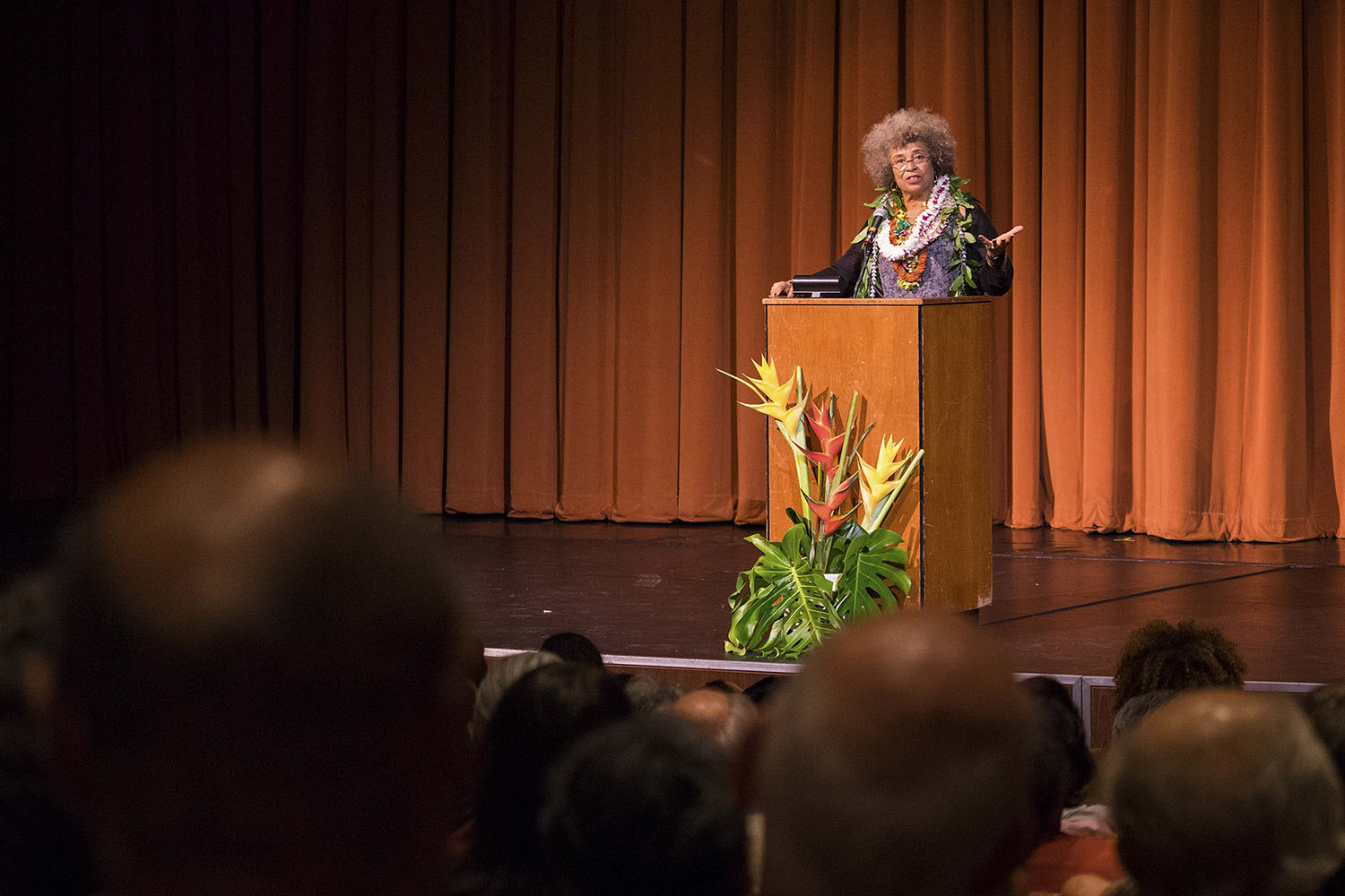 Angela Davis Reception & Lecture | University of Hawai‘i Foundation